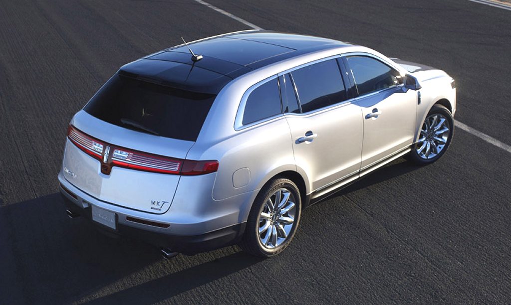 Ford debuts EcoBoost engine in Flex, Lincoln MKT & MKS | DriveArabia