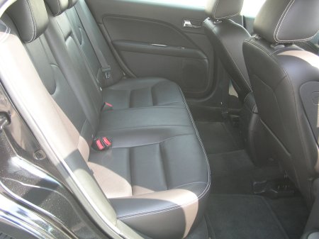 So I got a 2010 Ford Fusion – DriveArabia UAE, KSA & GCC