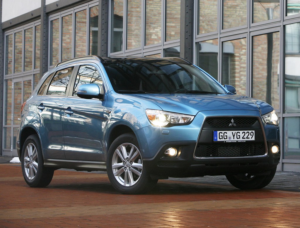 Mitsubishi ASX 2011 sub-compact 4×4 now in UAE | DriveArabia