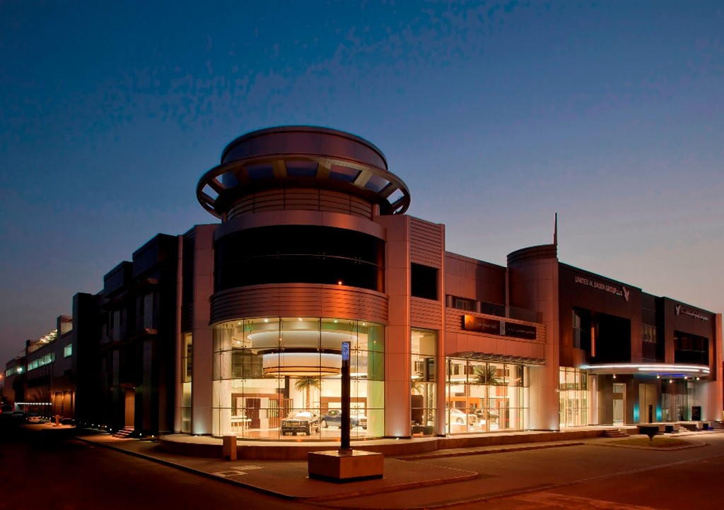 Rolls-Royce opens largest showroom in Abu Dhabi | DriveArabia