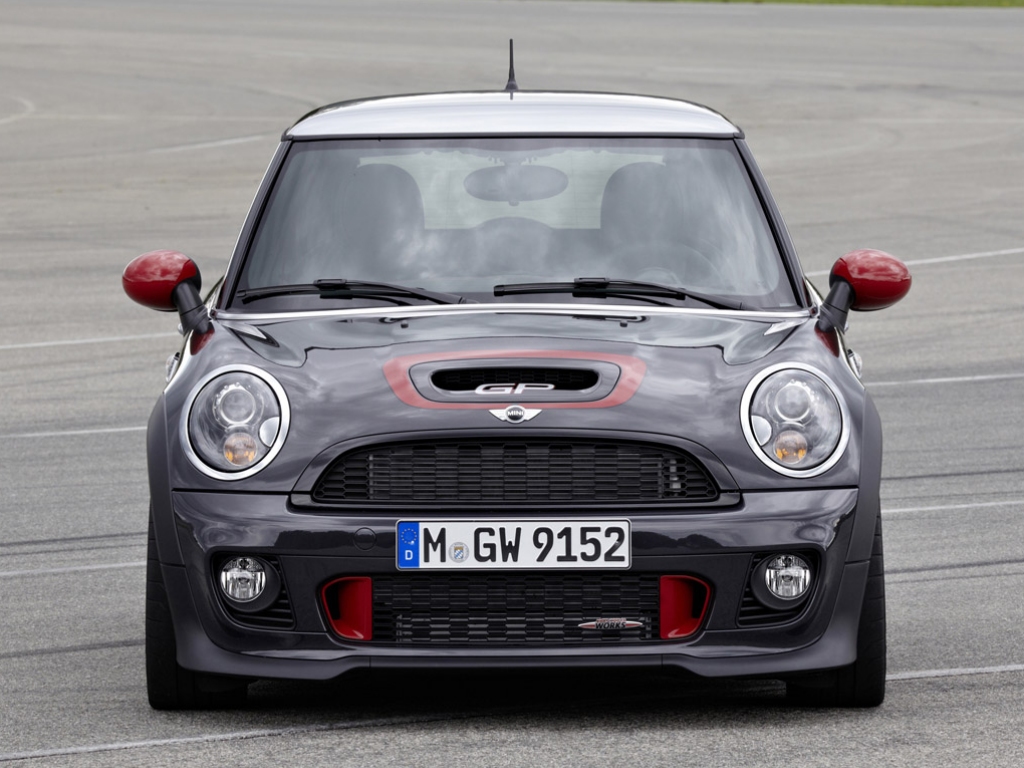Mini releases details on 2013 John Cooper Works GP | Drive Arabia
