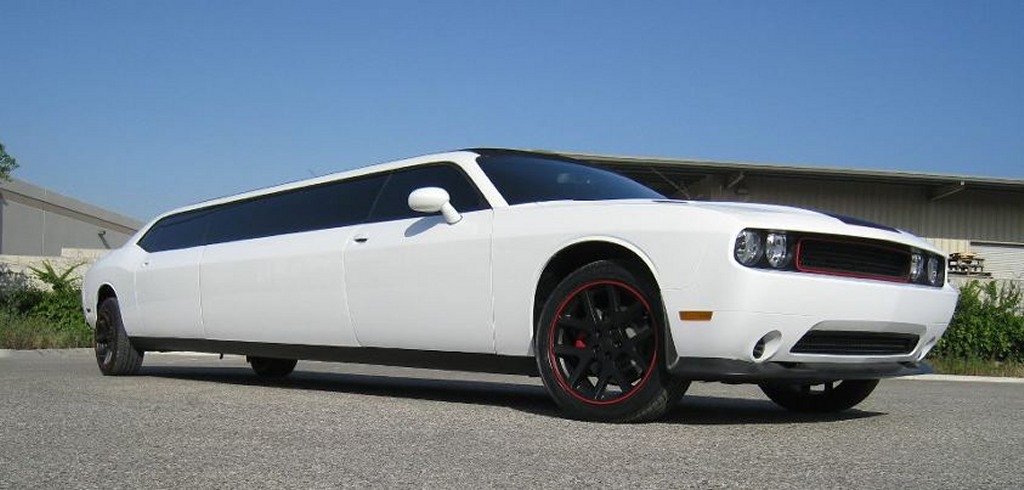 Dodge Challenger SRT Limo in the UAE | DriveArabia