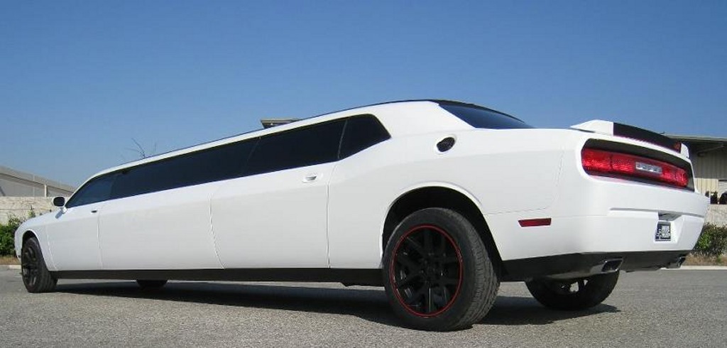 Dodge Challenger SRT Limo in the UAE | DriveArabia