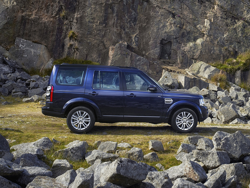 2014 Land Rover LR4 revealed at Frankfurt | Drive Arabia