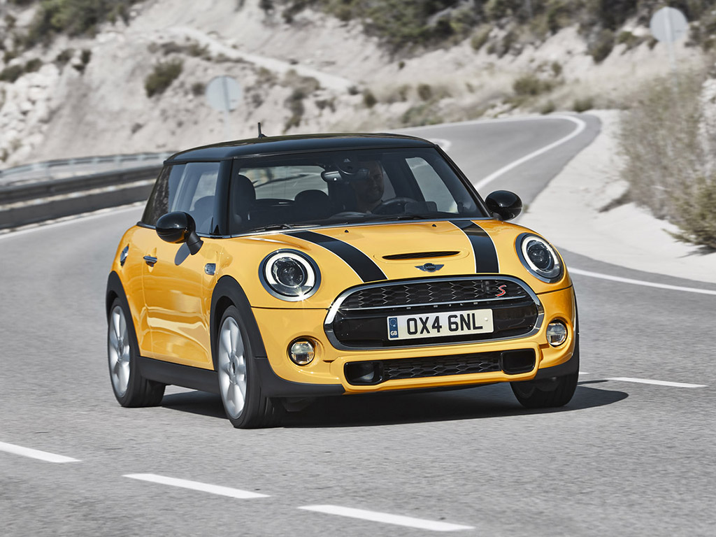 2015 Mini Cooper hardtop officially revealed | DriveArabia