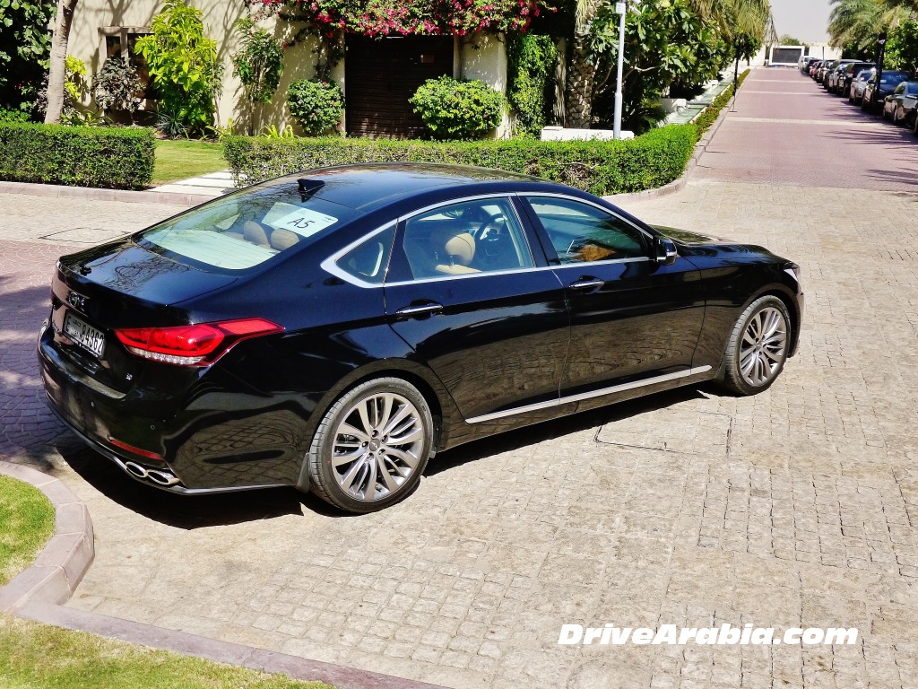 First drive: 2015 Hyundai Genesis in the UAE | Drive Arabia