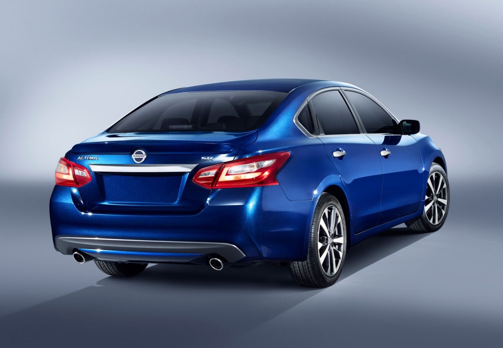 Nissan Altima 2016 facelift revealed | Drive Arabia