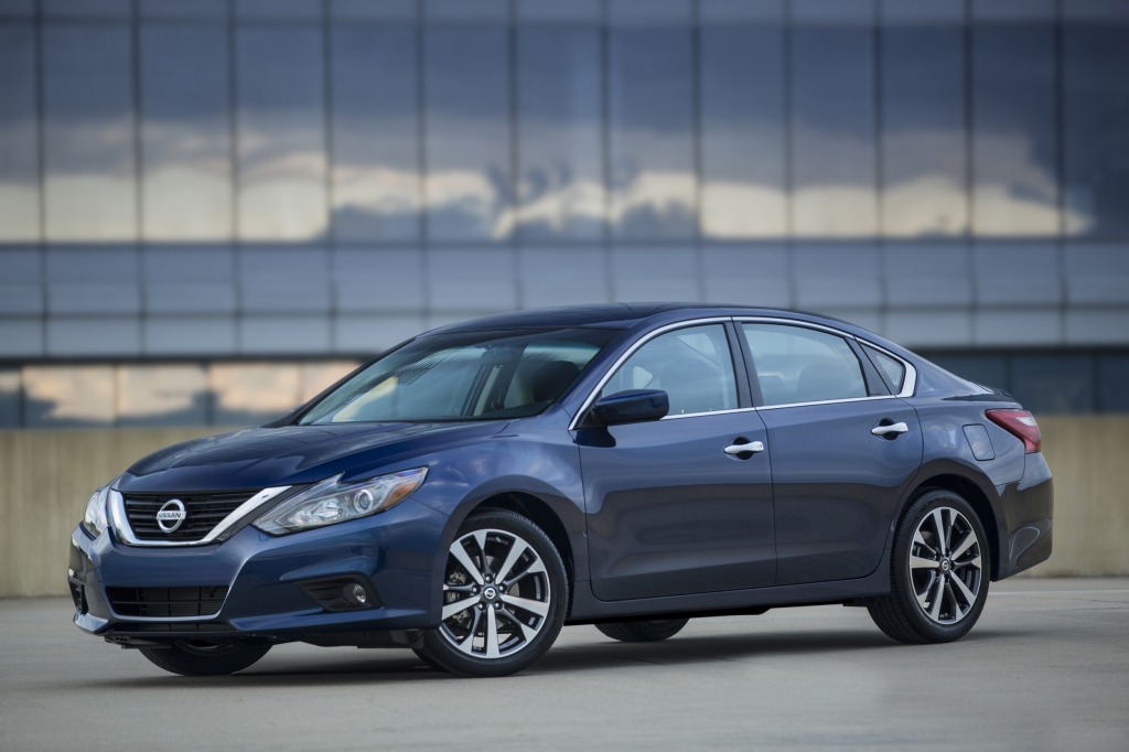 Nissan Altima 2016 facelift revealed | Drive Arabia