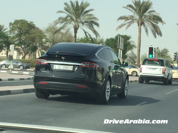 Dubai introduces 50 Tesla taxis, future plans to go driverless ...
