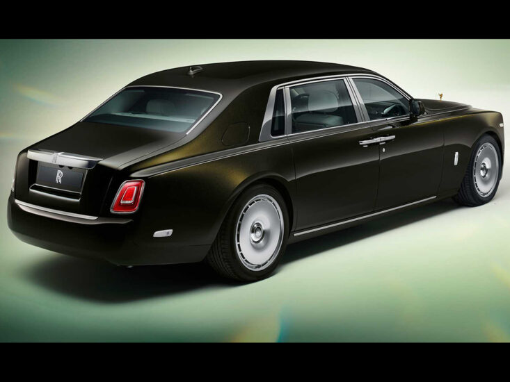 2023 Rolls-Royce Phantom redefines opulence | Drive Arabia