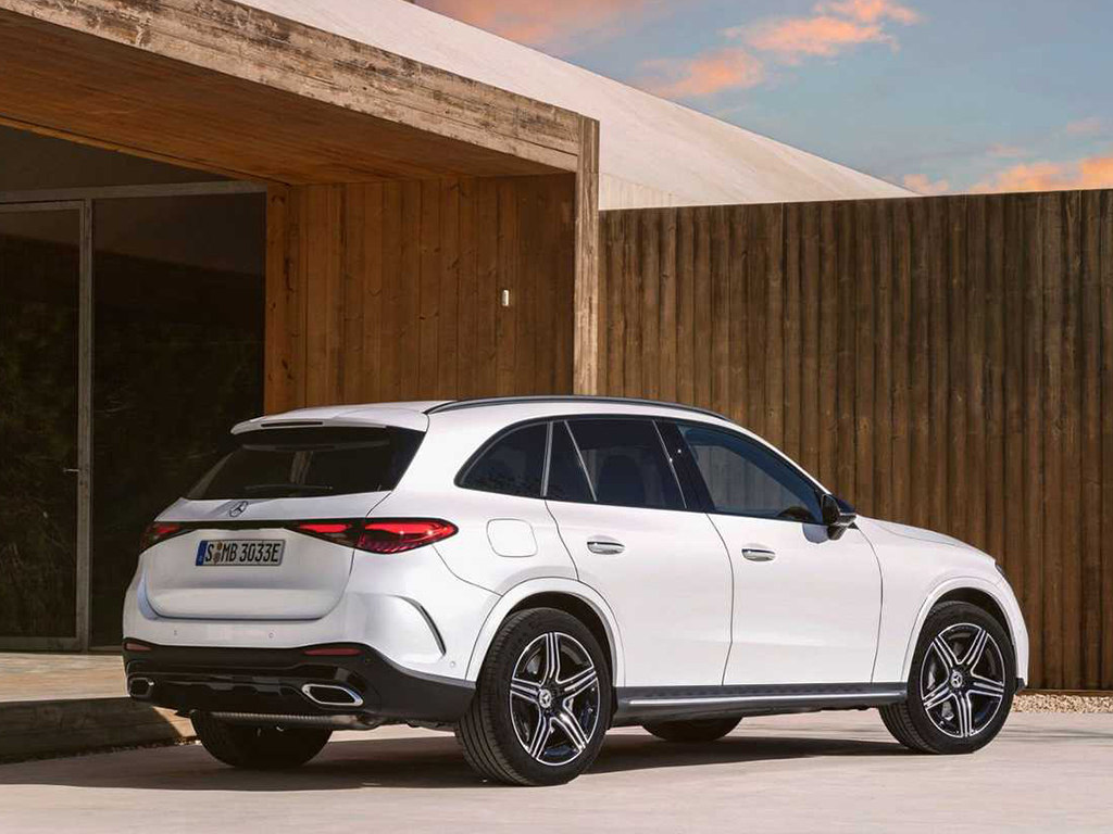2023 Mercedes-Benz GLC walks into its second generation | DriveArabia