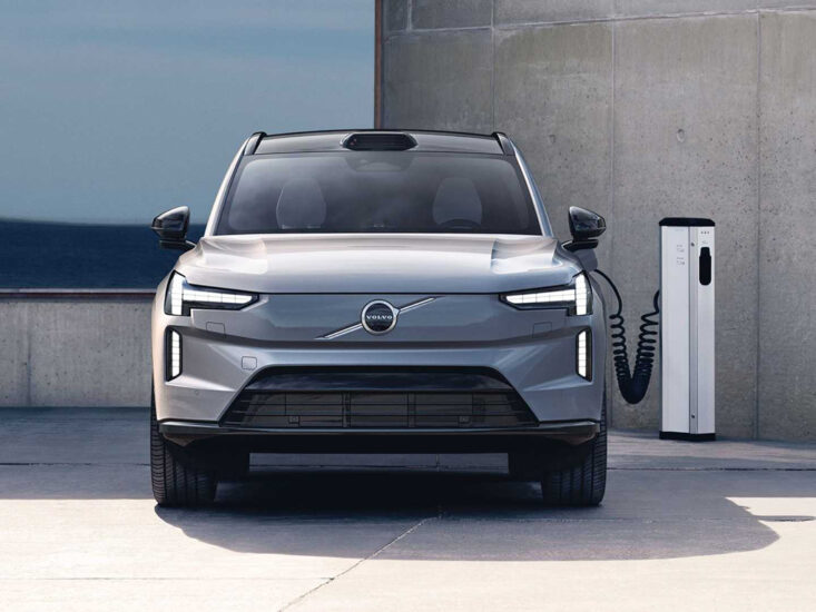 Three-row Volvo EX90 SUV debuts as flagship EV | DriveArabia