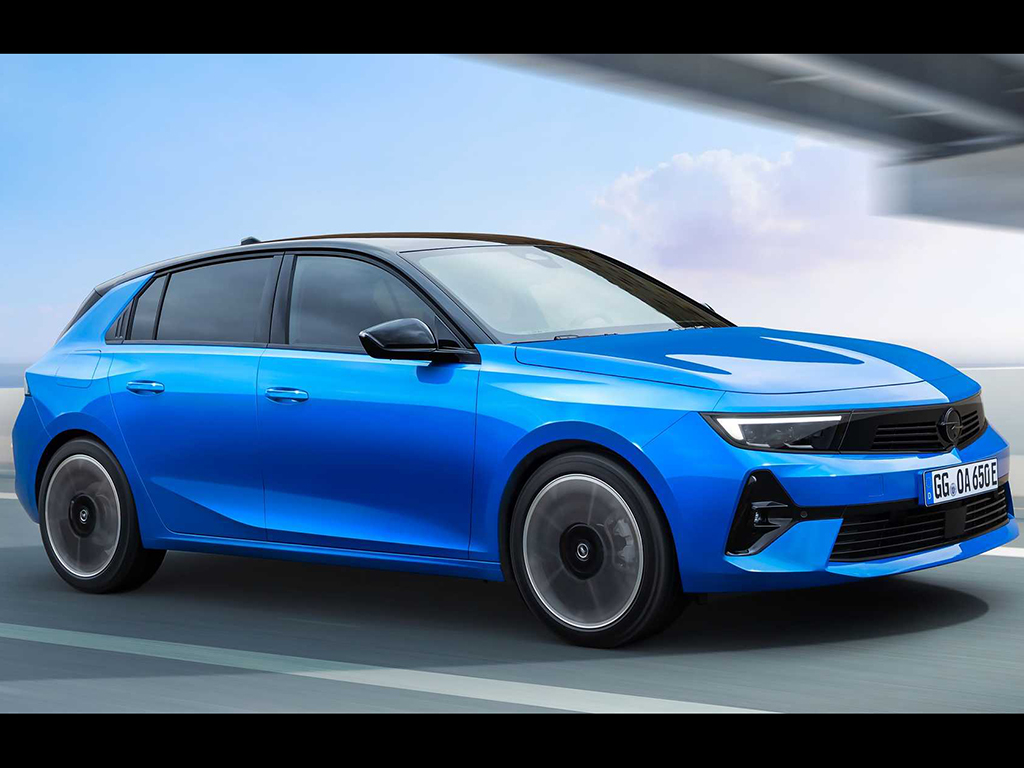 2023 Opel Astra EV Hatchback and Wagon debuts in Europe