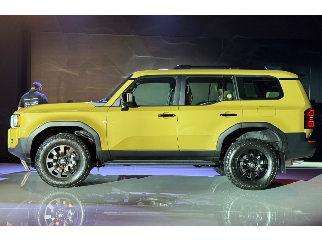 First Look: 2024 Toyota Land Cruiser Prado | DriveArabia