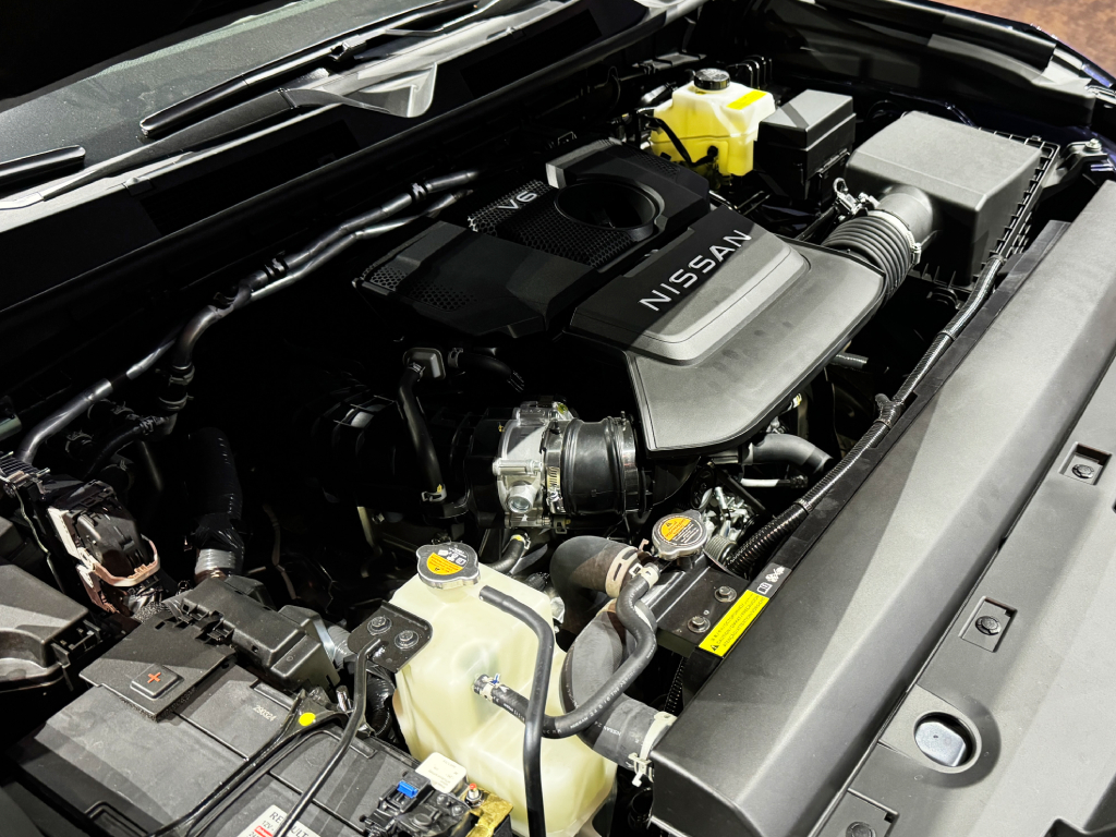 2025 Nissan Patrol vs Toyota Land Cruiser engine specs comparison ...