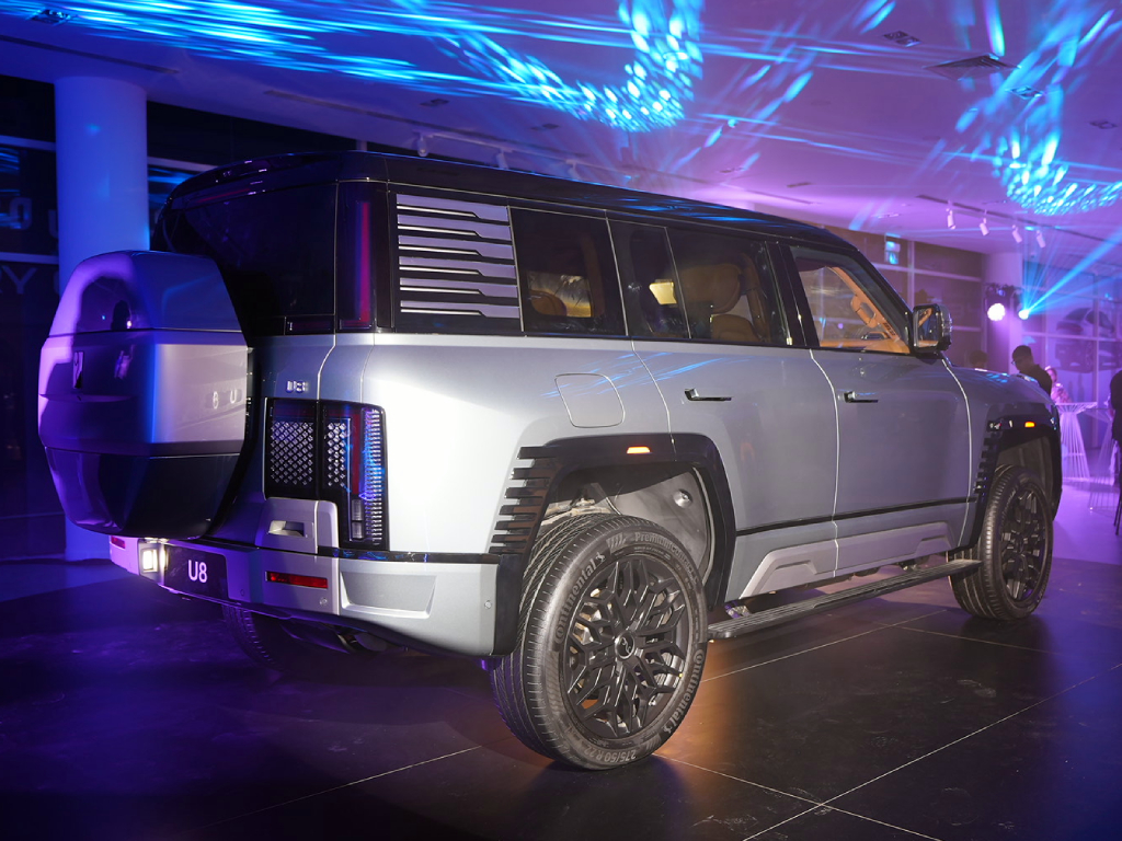 2025 Yangwang U8 previewed in new BYD showroom in Dubai | DriveArabia