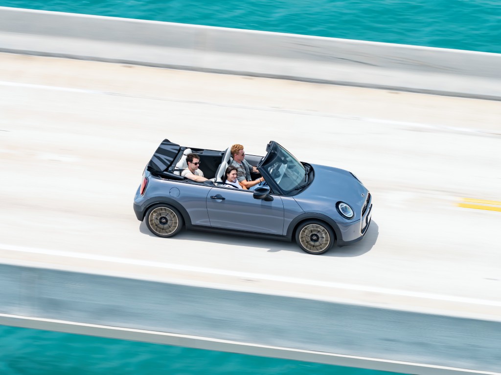 First Look: 2025 Mini Cooper Convertible | DriveArabia