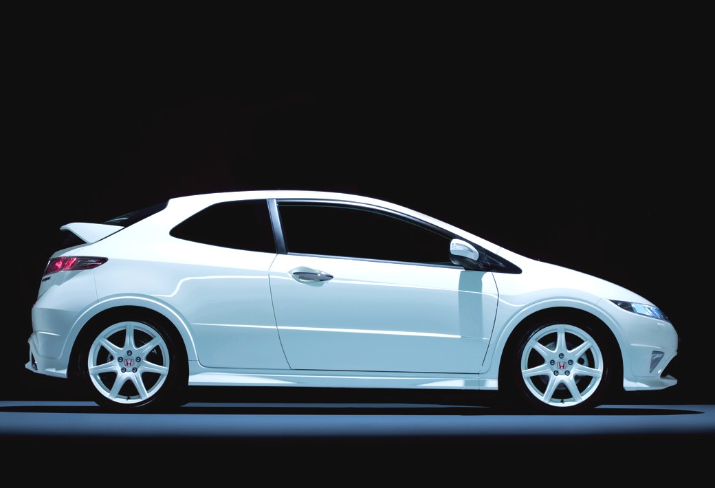 Honda Civic Type-R 2010 now in UAE showrooms | DriveArabia