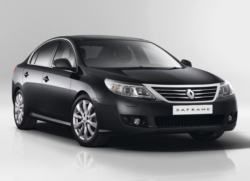 Renault Safrane 2011 debut in Saudi Arabia & UAE | DriveArabia