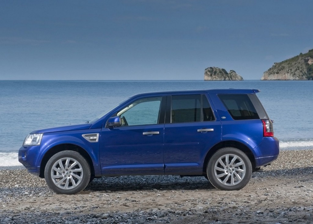 Land Rover LR2 and LR4 2011 released in UAE & GCC | DriveArabia