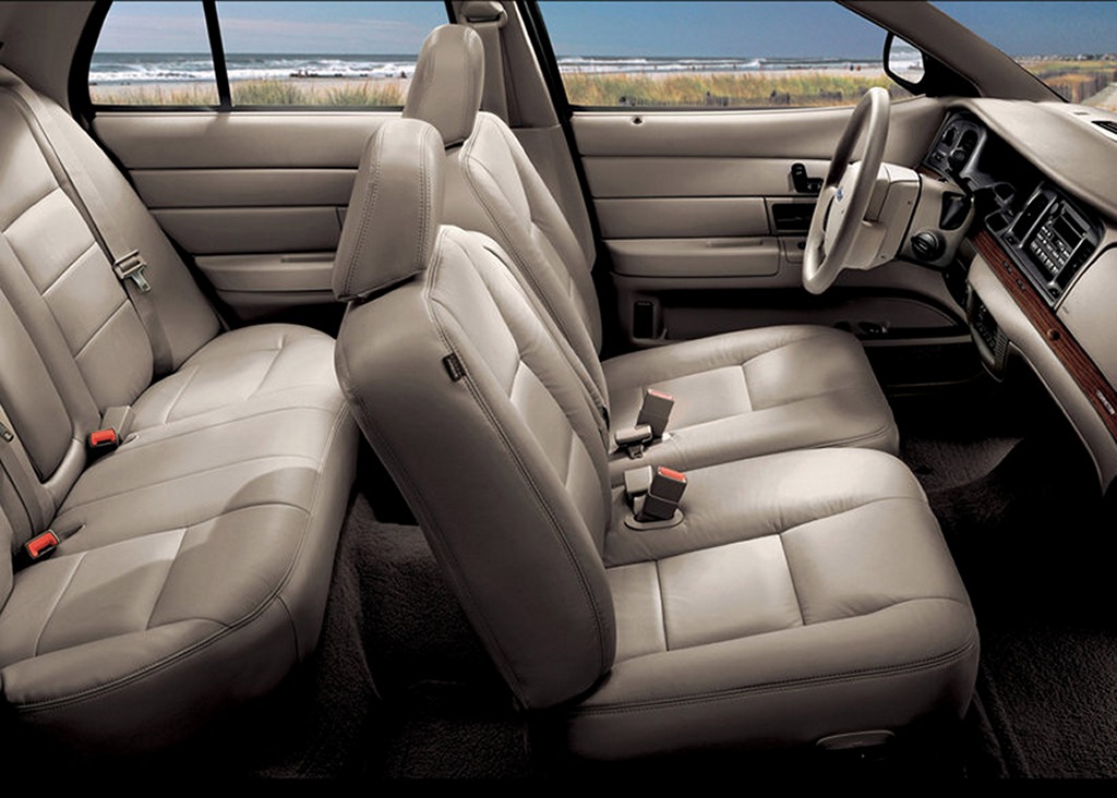 Last Ford Crown Victoria built sent to Saudi Arabia | DriveArabia