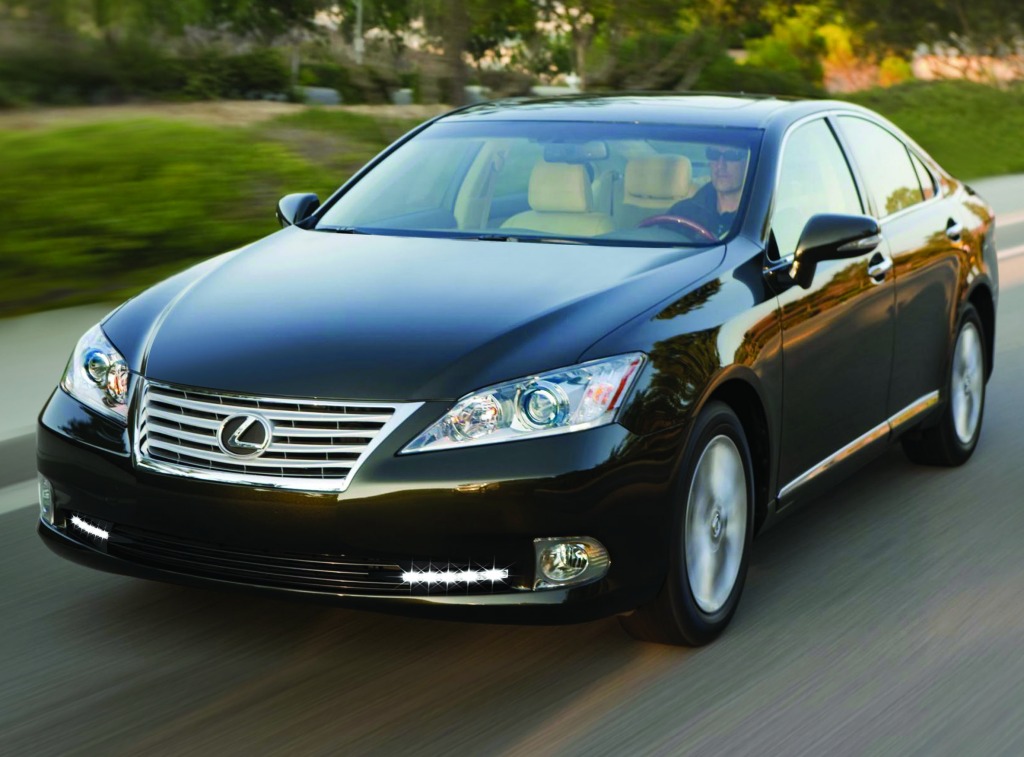 Lexus ES 350 2012 on sale in the UAE | DriveArabia