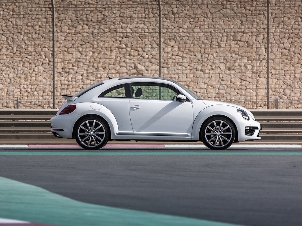 2016 Volkswagen Beetle R-Line released in UAE & GCC | DriveArabia