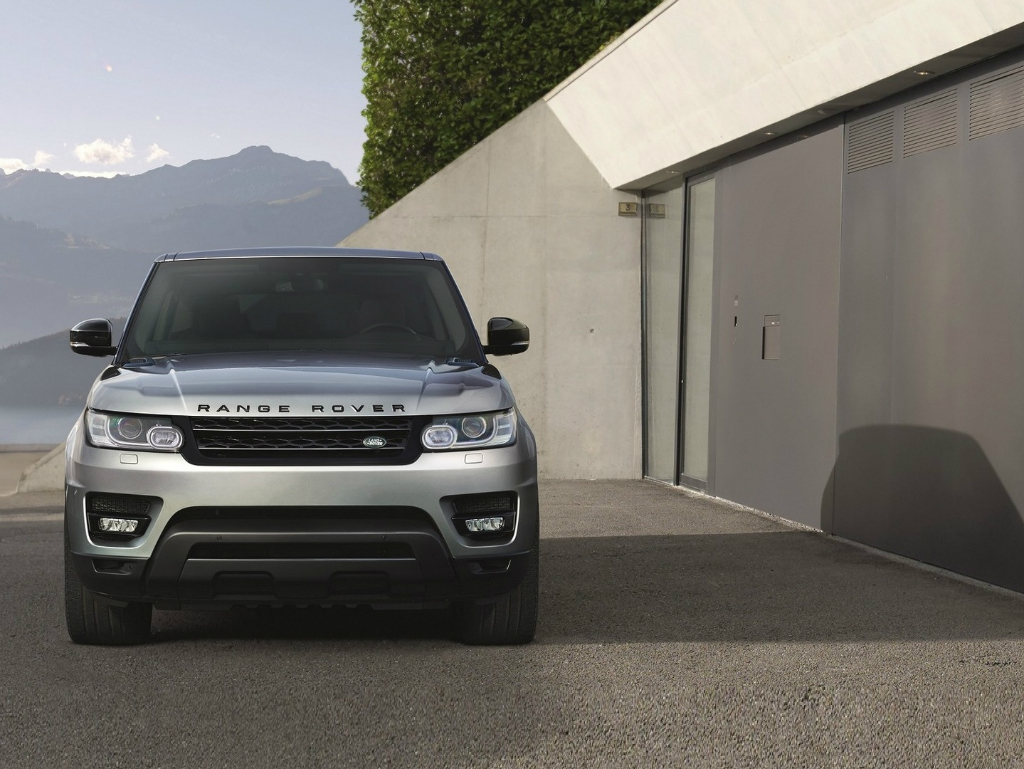 2017 Range Rover Sport revealed with new features | DriveArabia