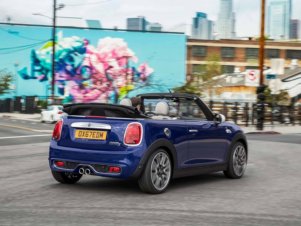 2019 Mini Cooper range gets subtle updates | DriveArabia