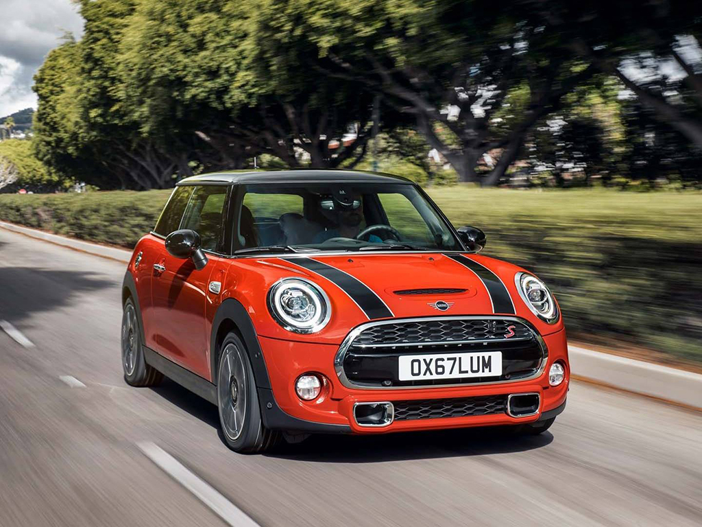 2019 Mini Cooper range gets subtle updates | DriveArabia