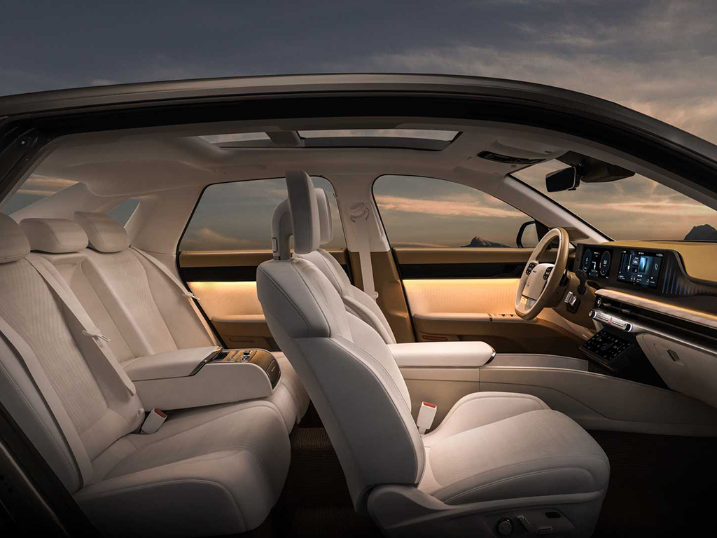 2023 Hyundai Azera gets completely revamped | DriveArabia