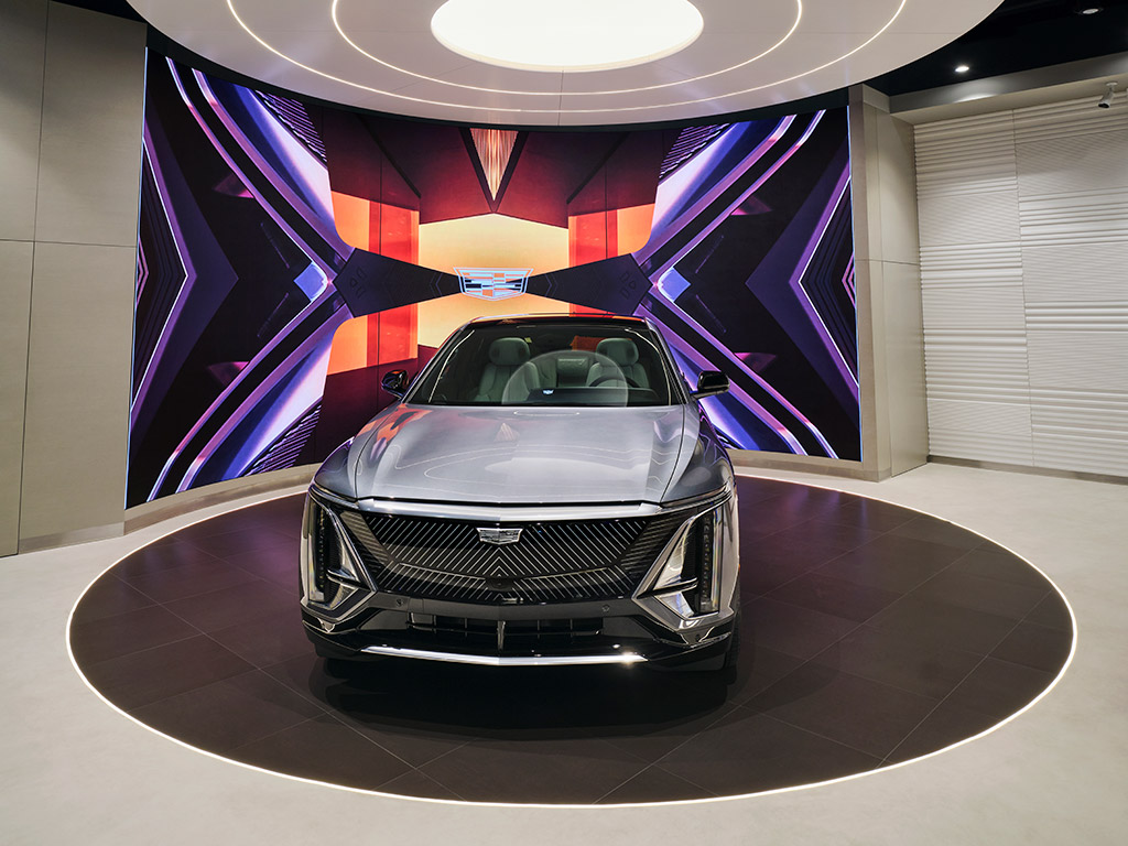 Cadillac & Al Ghandi Auto launch the brand’s first boutique showroom in ...