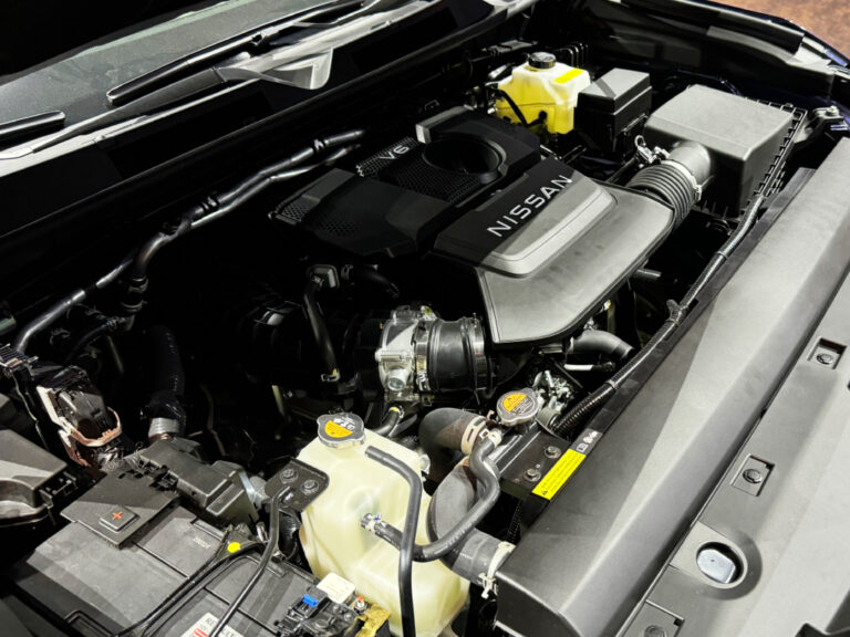 2025 Nissan Patrol vs Toyota Land Cruiser engine specs comparison ...