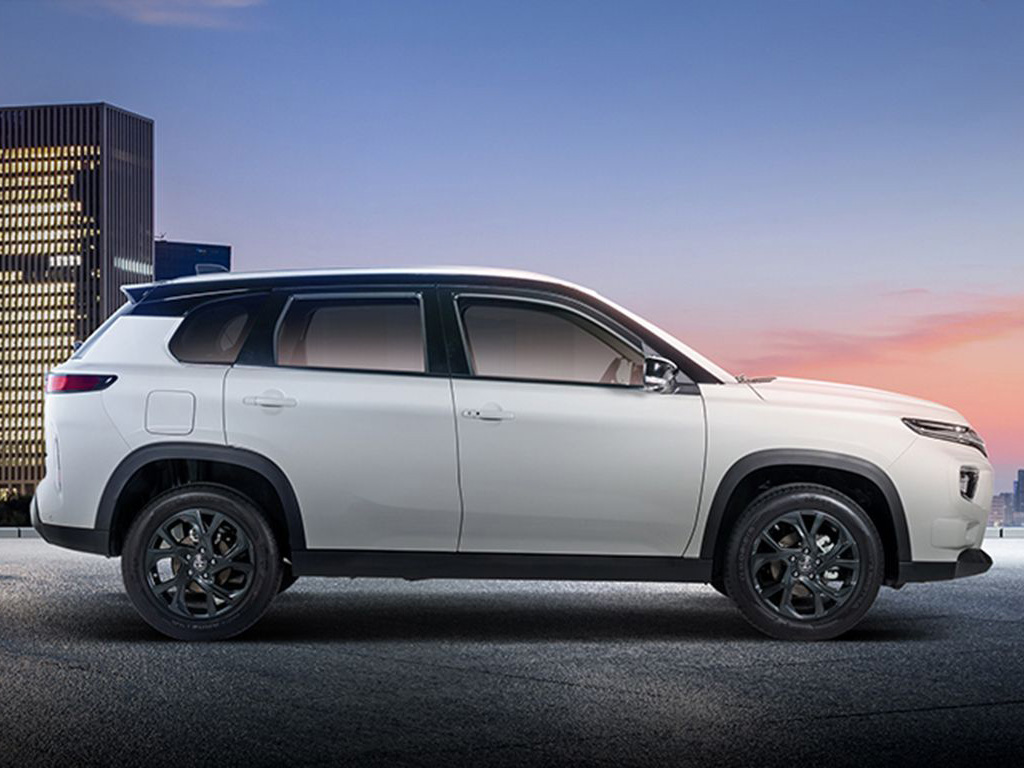 First Look: 2025 Toyota Urban Cruiser | DriveArabia