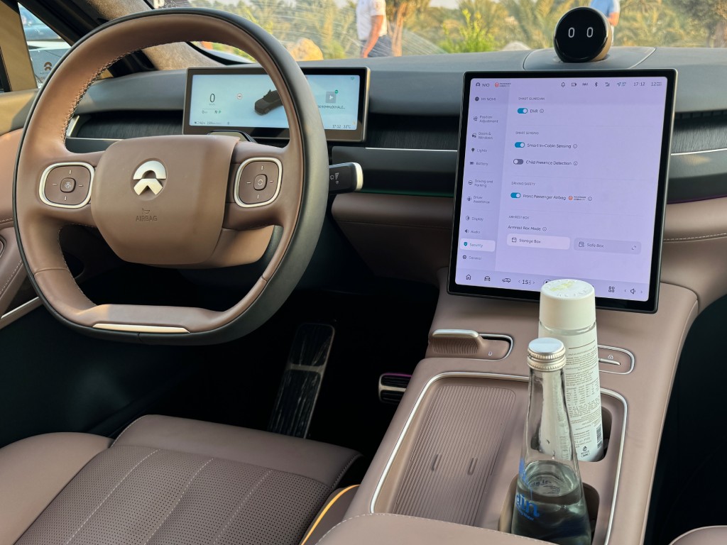 NIO officially launched in the UAE, flagship EL8 now available ...