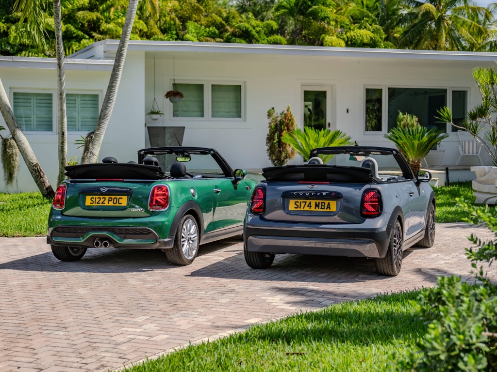 First Look: 2025 Mini Cooper Convertible | DriveArabia