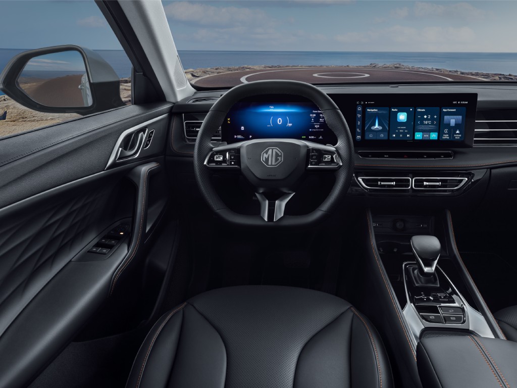 2025 MG HS launched in the UAE | DriveArabia