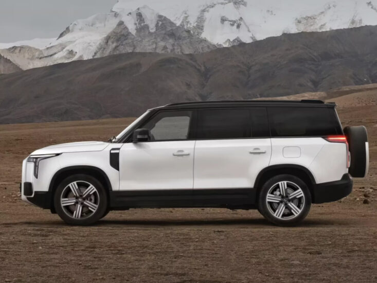 First Look: ROX 01 REEV | DriveArabia