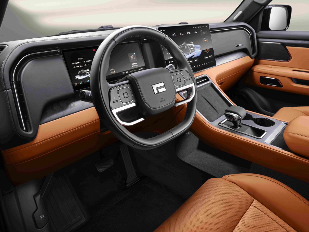 First Look: ROX 01 REEV | DriveArabia